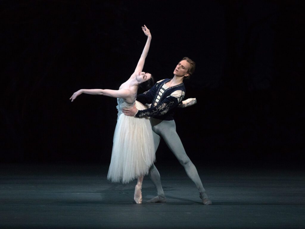 Pas de deux - Você sabe o que torna tão especial no ballet? - Na Dança